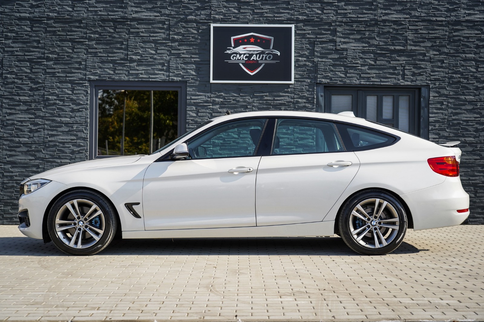 BMW 328 i GT – GMC Auto